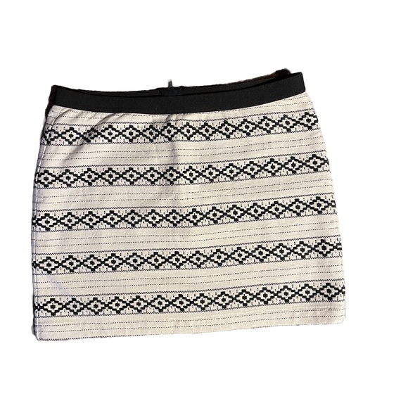GAP | Skirts | Aztec Mini Pencil Skirt | Poshmark